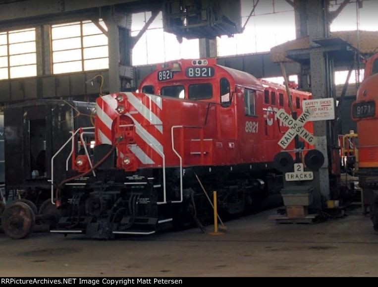 CP 8921